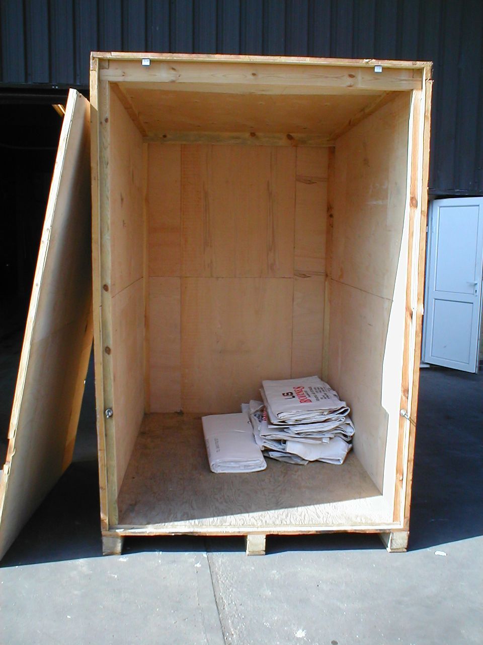 Self-storage vs. Container Storage Warehouses